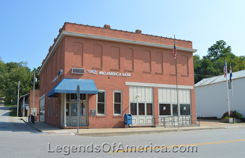 Legends of America Photo Prints | Southeast Missouri | Meta, MO - Bank